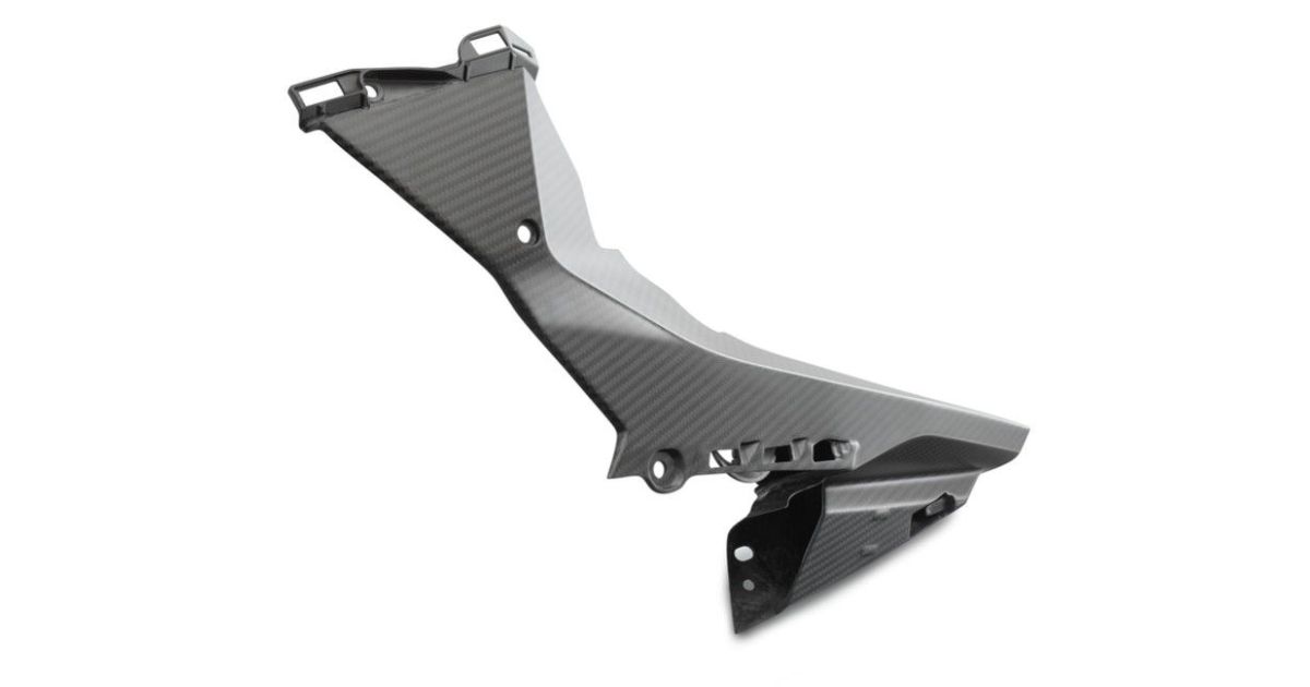 Fuel tank fairing